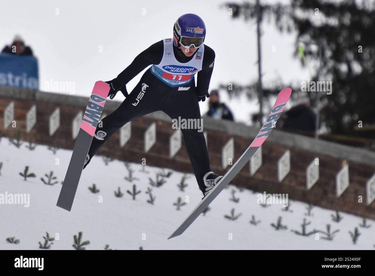BISCHOFSHOFEN, AUSTRIA - JANUARY 6: Tate Frantz of United States during ...