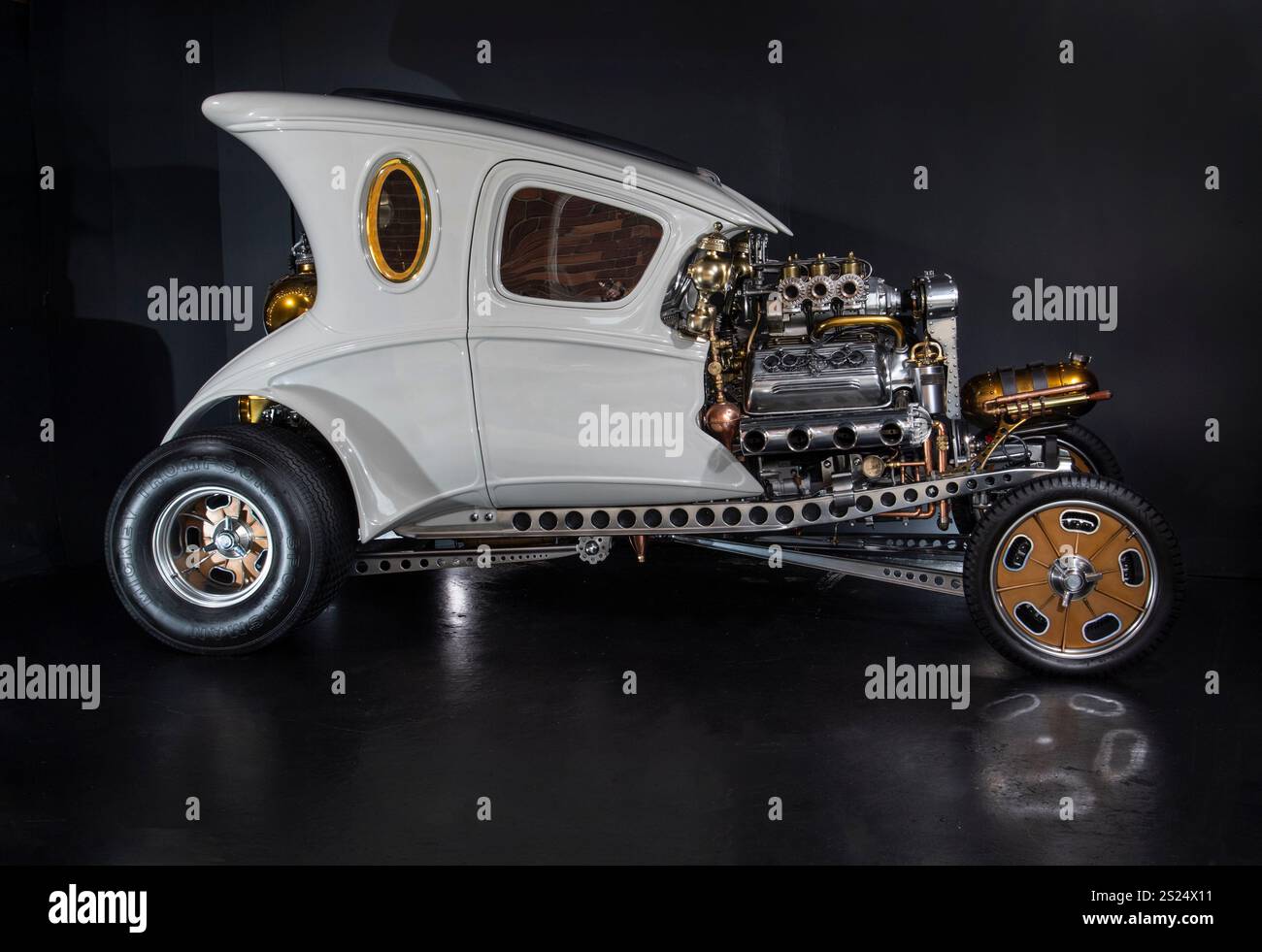 Automatron, the incredible hand made steam punk custom car, designed ...