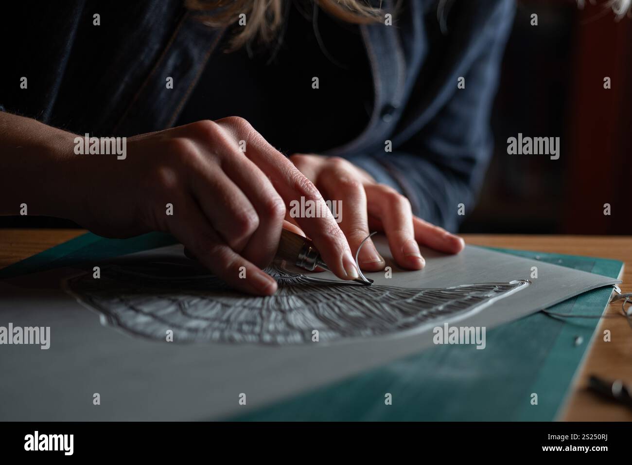 Woodcut artists skill hi-res stock photography and images - Alamy