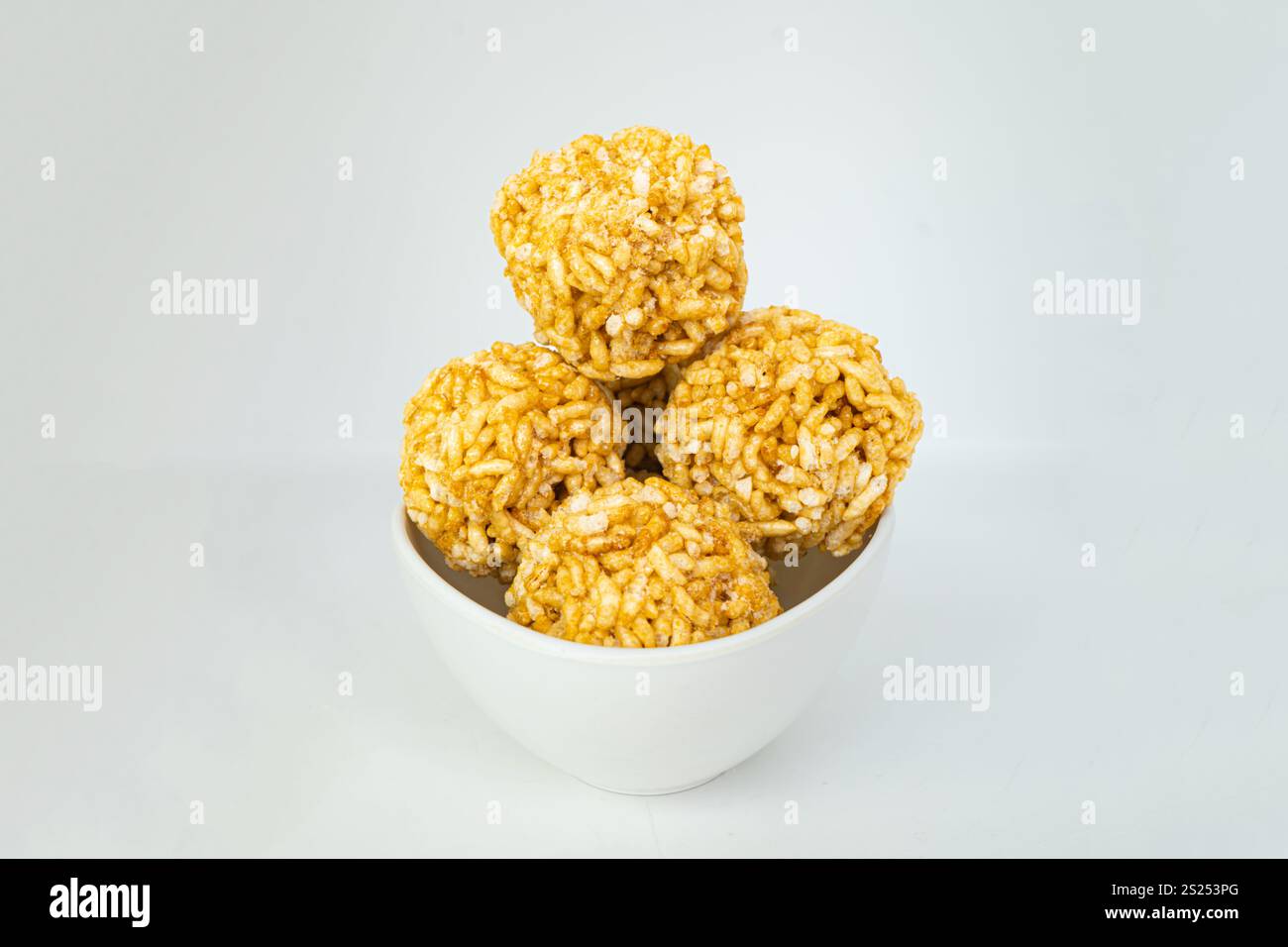 Puffed Rice and Jaggery Balls Pre Workout Snack Murai Ladu Bhuja Laddoo ...