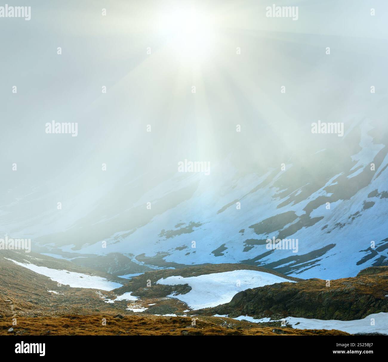 Evening misty-sunshine mountain view (near Timmelsjoch - high alpine ...