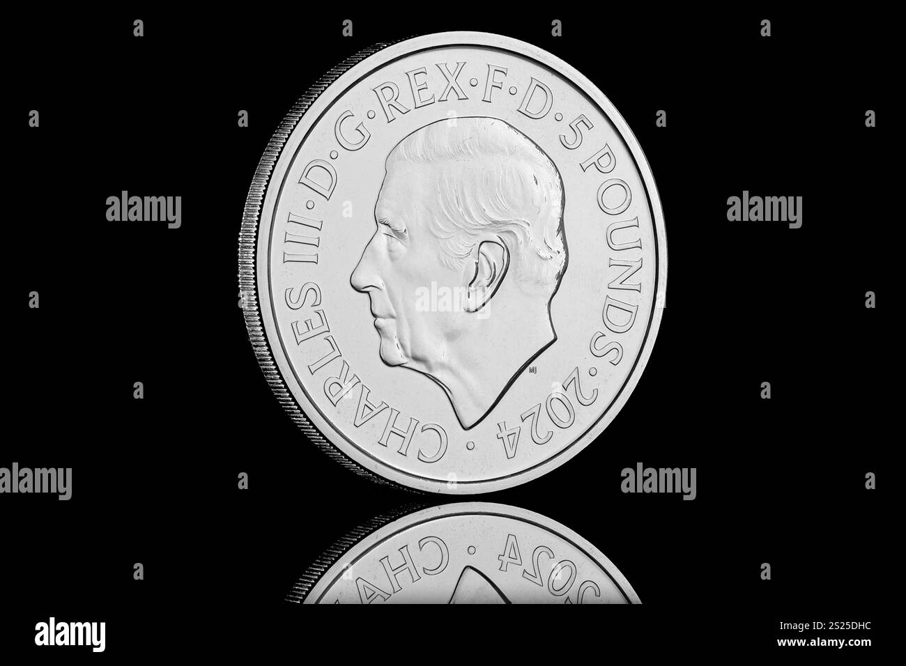 2024 UK £5 coin featuring the first coin portrait of King Charles III ...