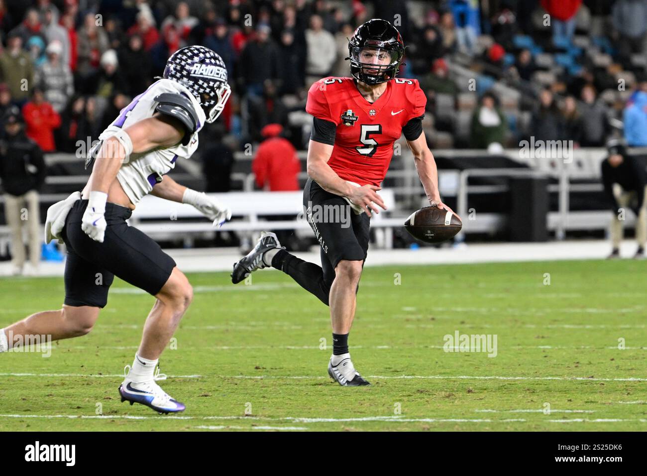 HOUSTON, TX - JANUARY 05: North Central (IL) quarterback Luke Lehnen (5 ...