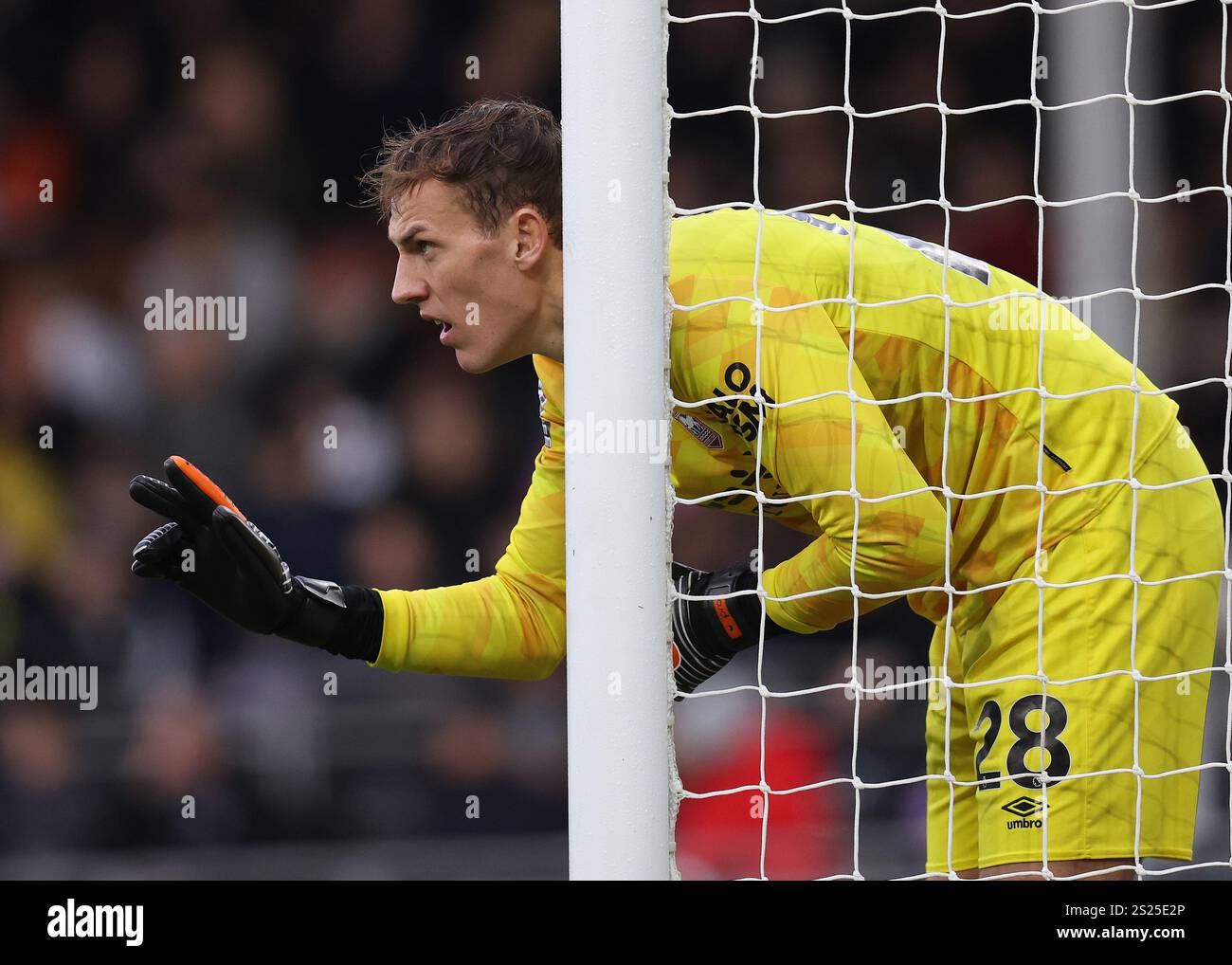 London, UK. 5th Jan, 2025. Christian Walton of Ipswich Town during the ...