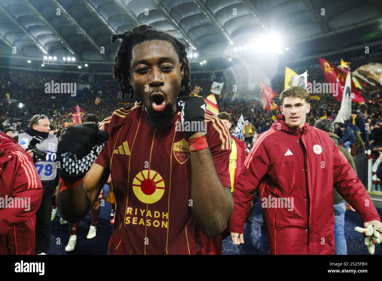 Rome, Italy. 05th Jan, 2025. As roma celebrate victory match during the ...