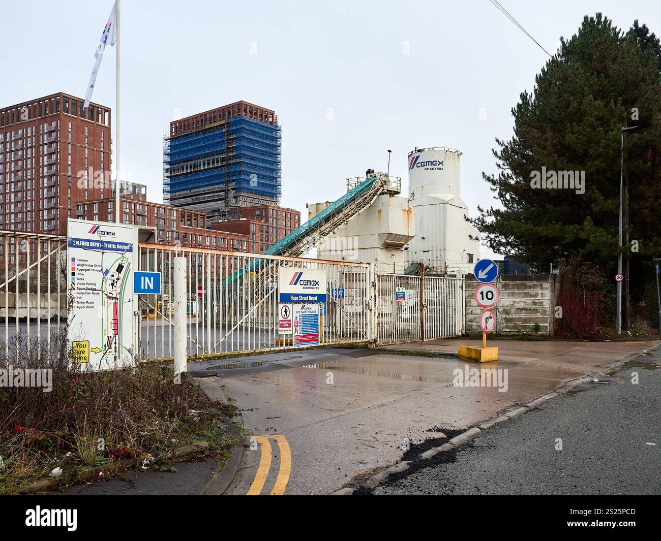 Salford, Manchester, UK. January 04, 2025: A Cemex industrial site ...