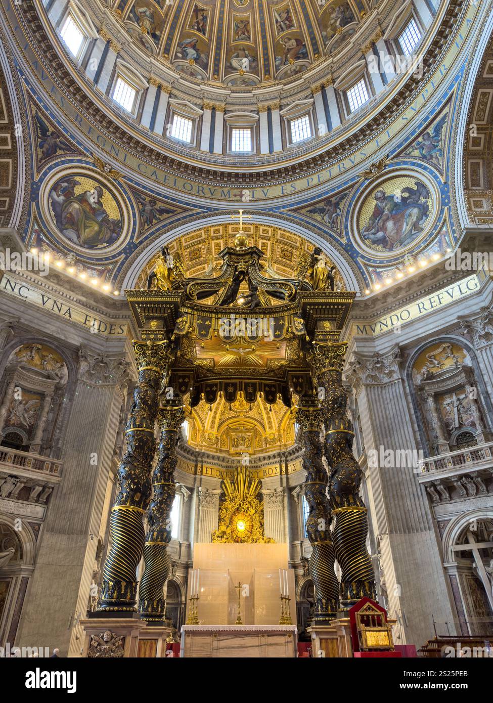 Bernini's Baldachin in St. Peter's Basilica, Vatican City, Rome, Italy Stock Photo - Alamy