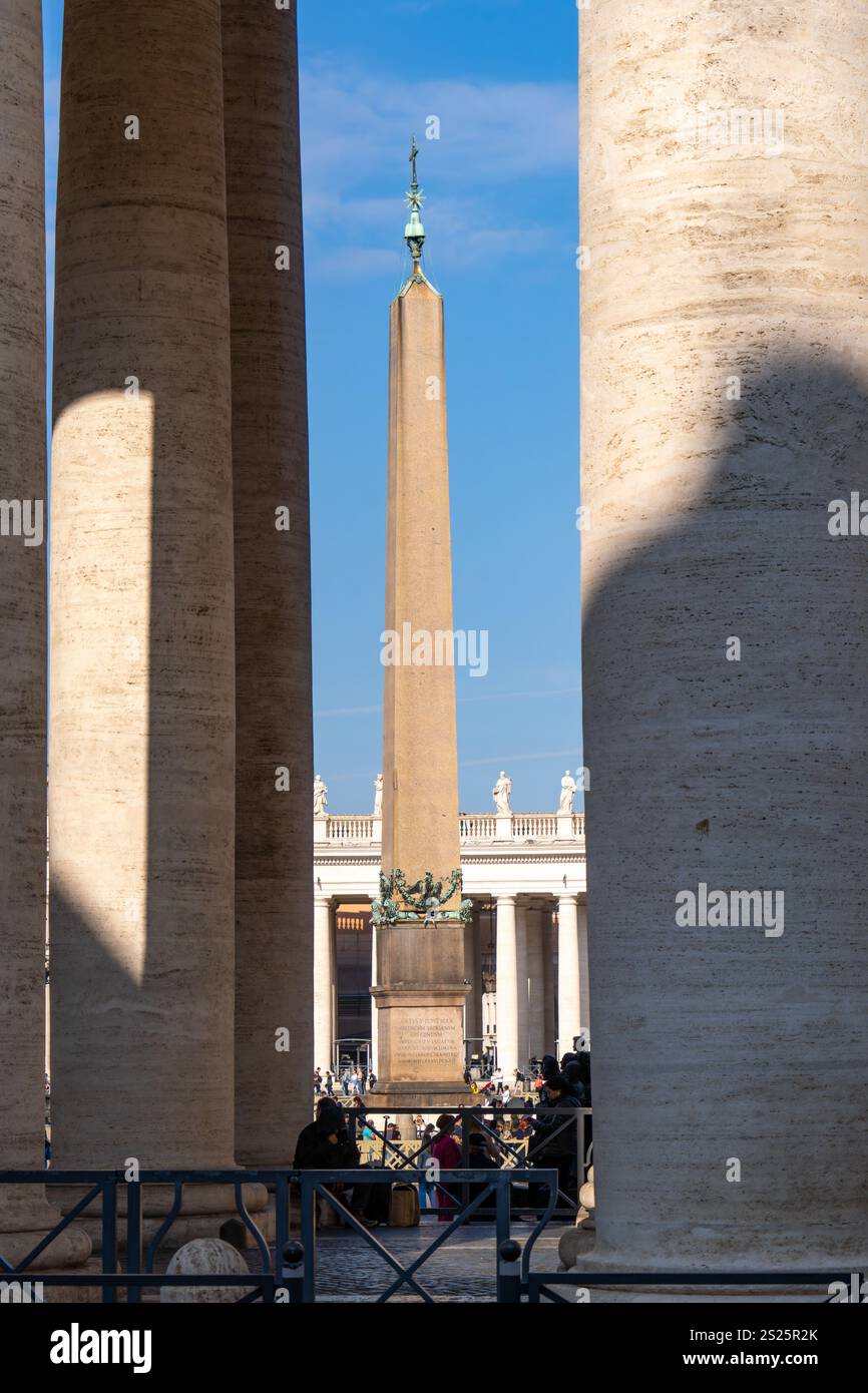 The Vatican Obelisk in the center of St. Peter's Square in Vatican City ...
