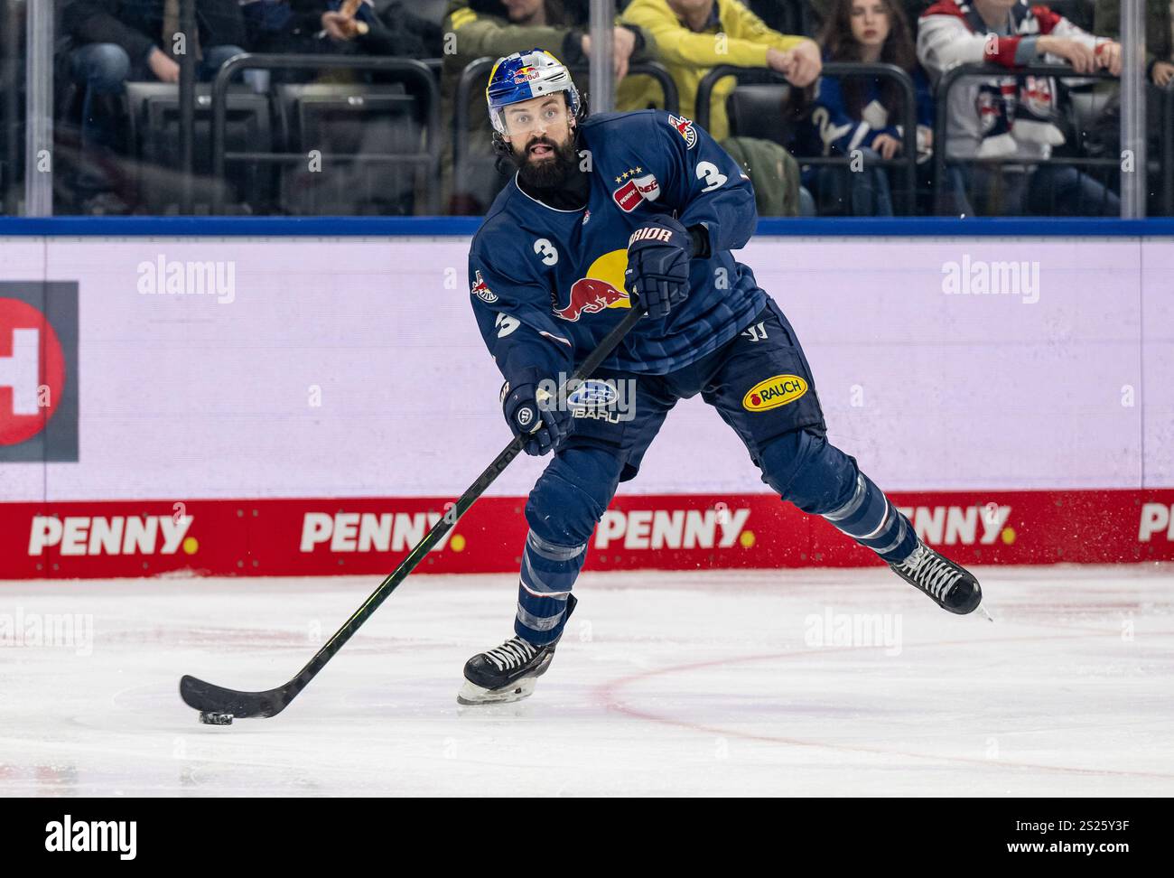Dominik Bittner (EHC Red Bull Muenchen, #3). GER, EHC Red Bull Muenchen ...