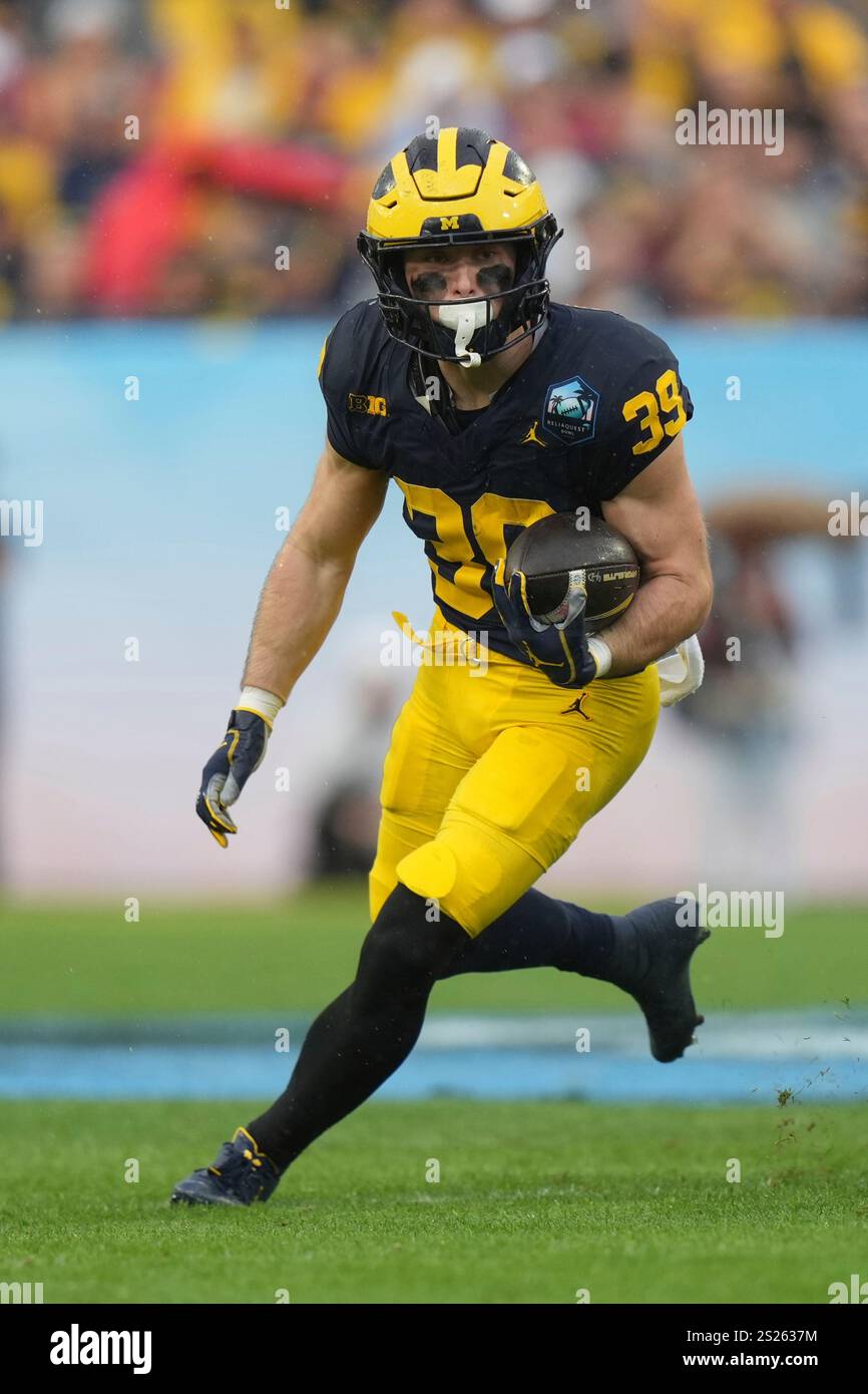 TAMPA, FL - DECEMBER 31: Michigan Wolverines wide receiver Joe Taylor ...
