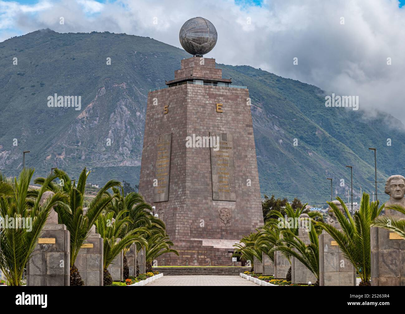 Equator earth hi-res stock photography and images - Alamy
