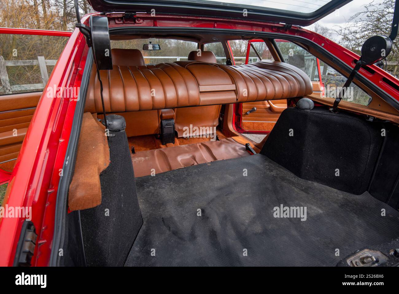 1977 Ranualt 30 TS V6, rare classic French hatchback luxury family car ...