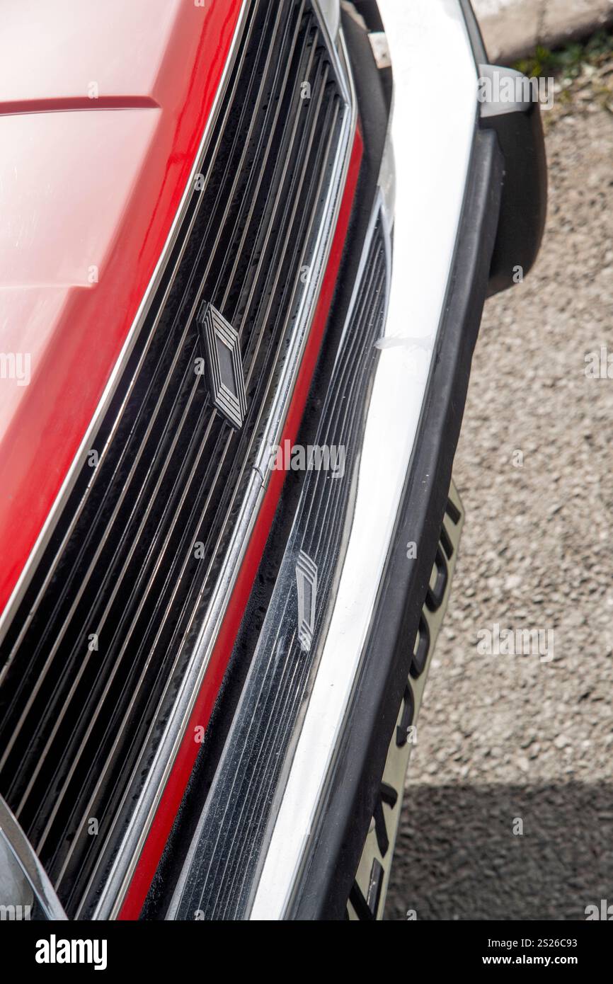 1977 Ranualt 30 TS V6, rare classic French hatchback luxury family car ...