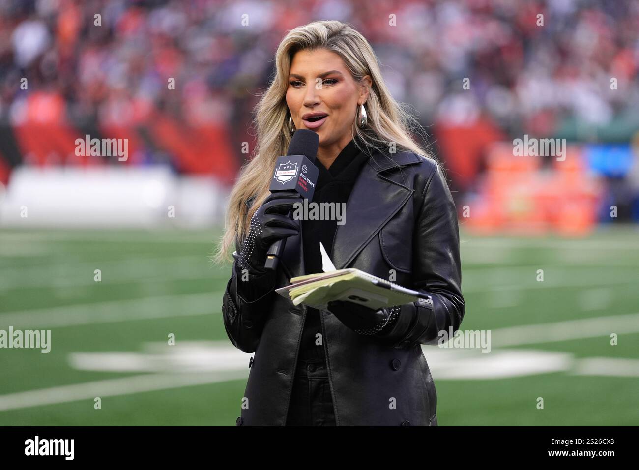 CBS Sports sideline reporter Melanie Collins before the half of an NFL ...