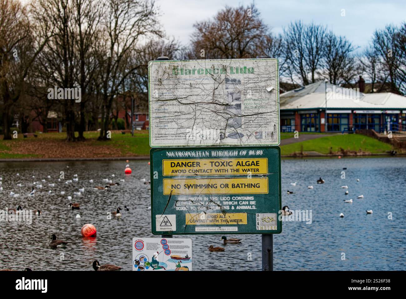 Sign warning of dangers from water when contaminated with toxic algae ...
