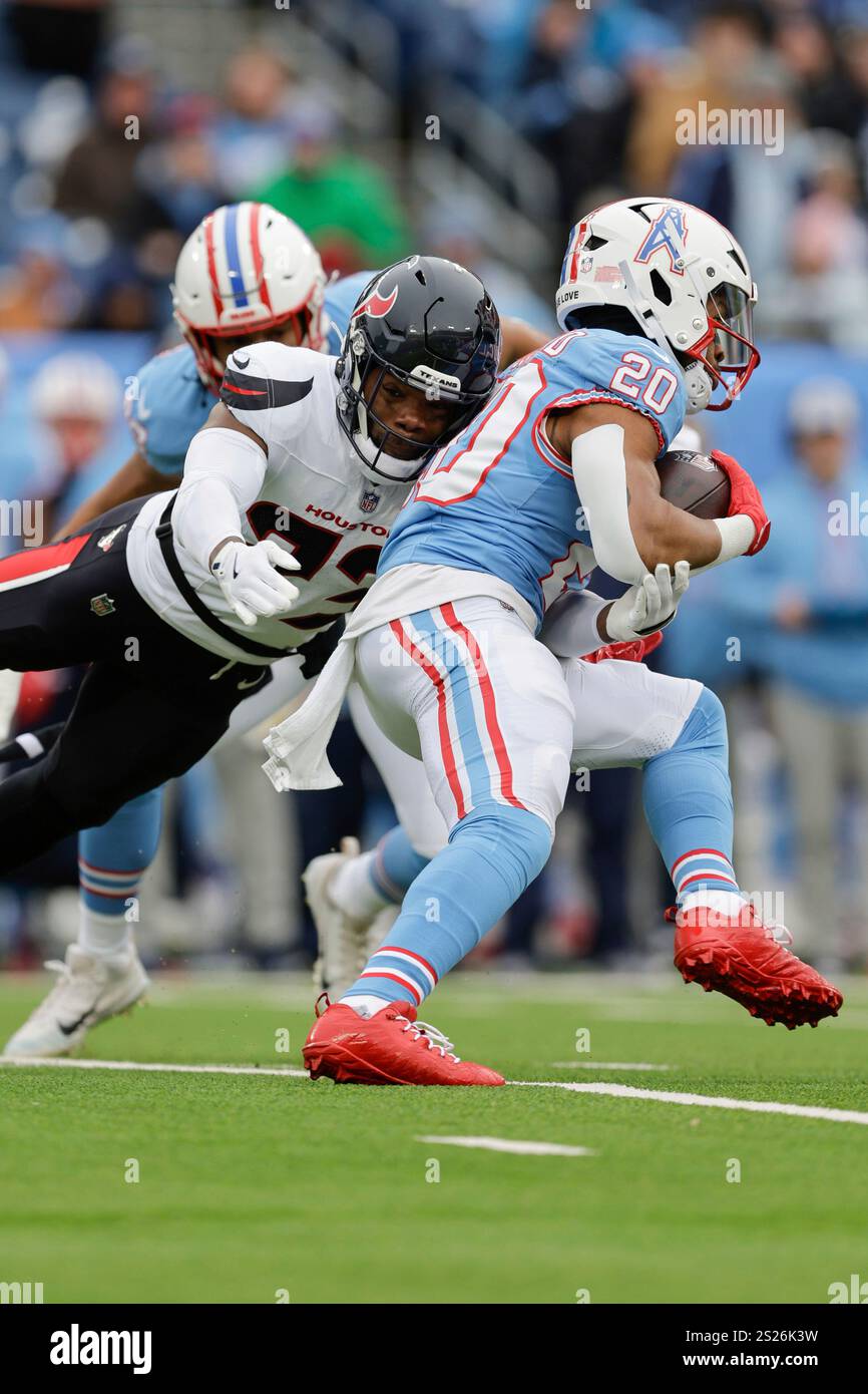 Houston Texans safety Eric Murray (23) tackles Tennessee Titans running ...