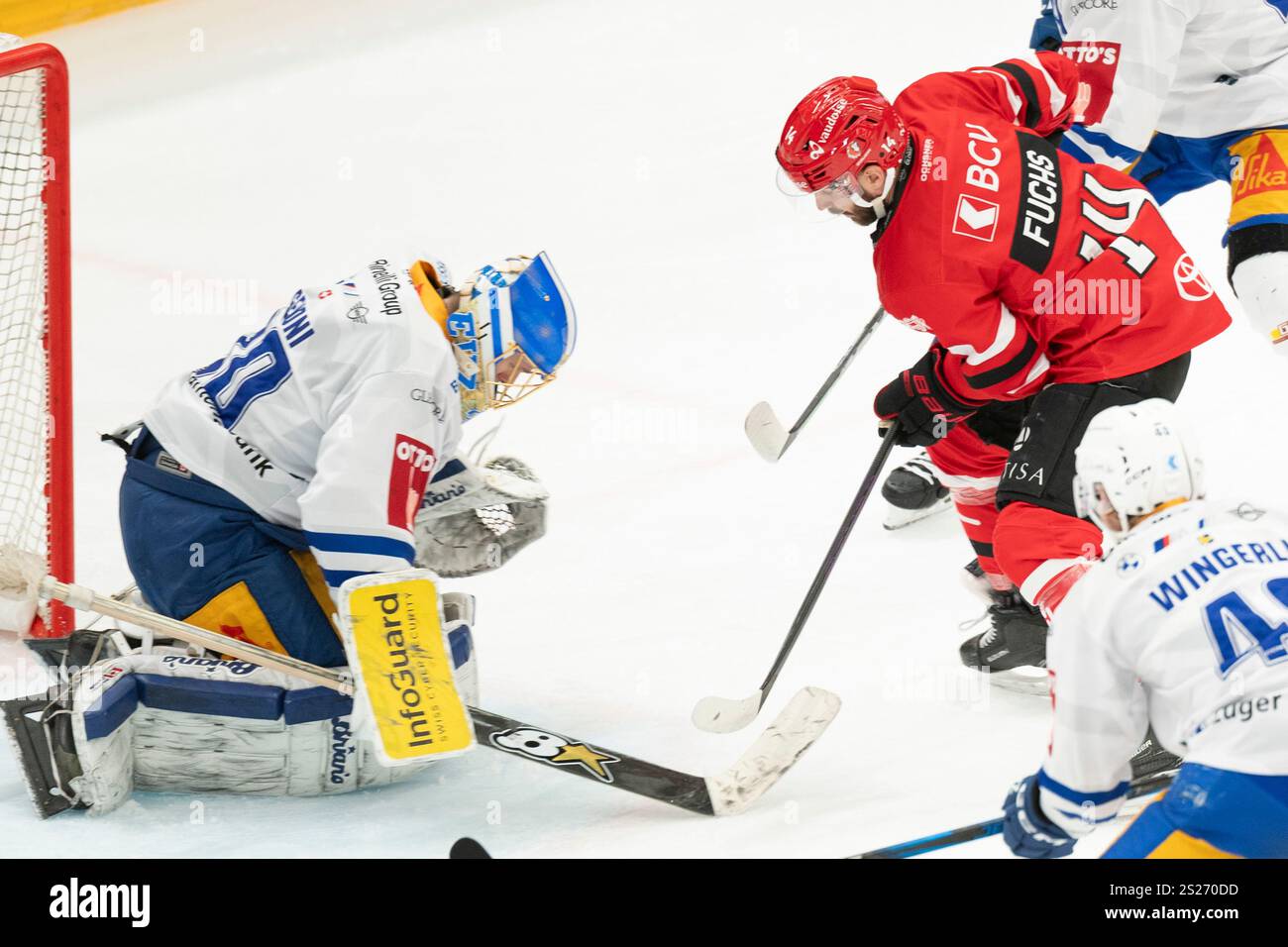 Lausanne, Switzerland. , . Leonardo Genoni (goal keeper) of EV Zug #30 ...