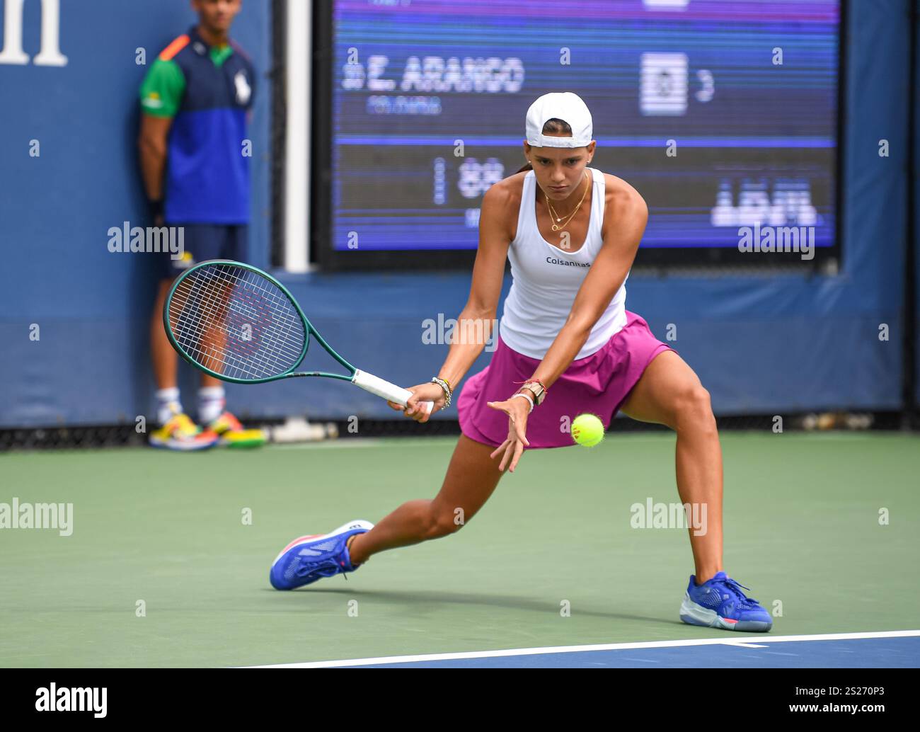 Colombian player Emiliana Arango in her qualification game versus ...