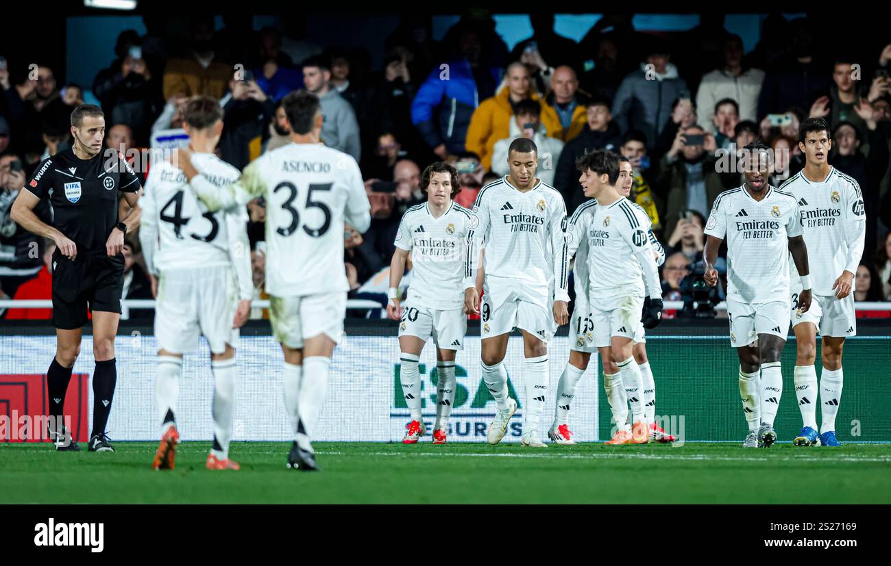 Real madrid 2025 team hi-res stock photography and images - Alamy
