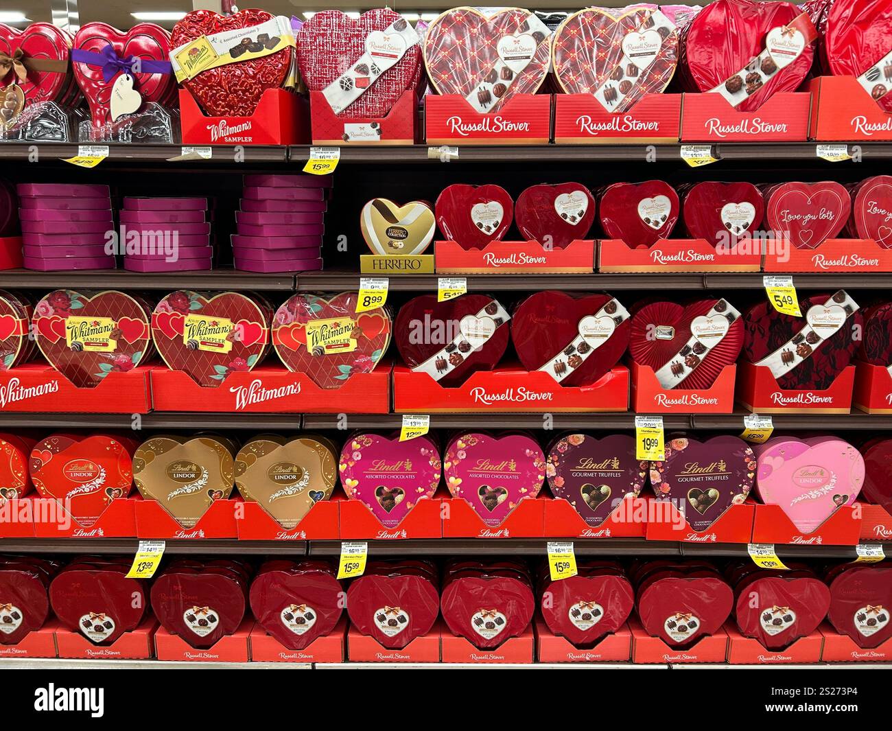 Colorful display in red, pink and purple of Valentine's Day candy ...