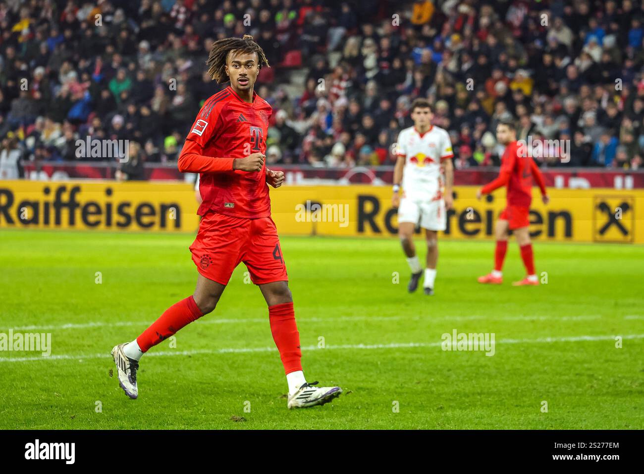 Jonah Kusi-Asare (FC Bayern Muenchen, #41), AUT, FC Red Bull Salzburg vs FC Bayern Muenchen ...