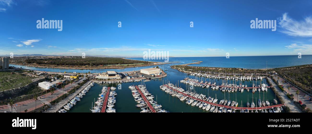 360 degree vr panorama european hi-res stock photography and images - Alamy