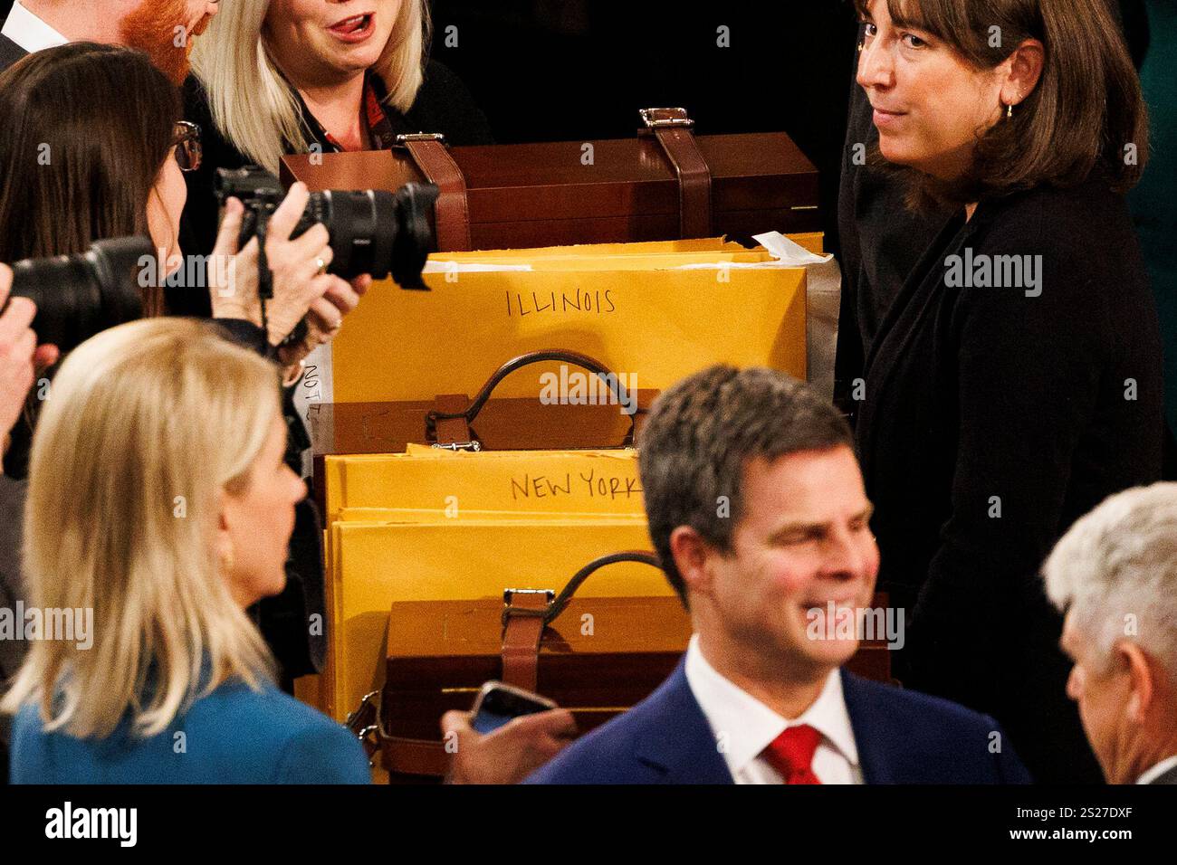 Electoral college envelopes holding the presidential electors of the ...