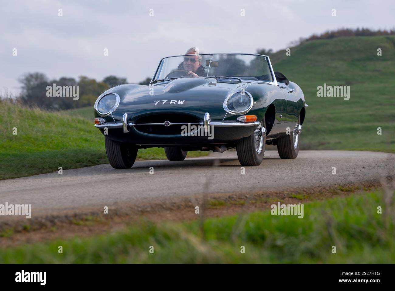 77 RW - once of the first Jaguar E Types from 1961 and famously driven ...