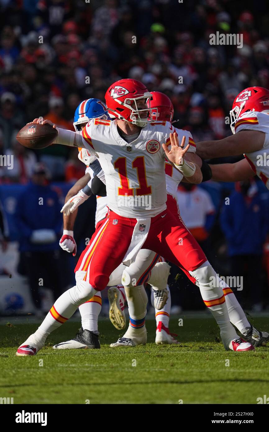 Kansas City Chiefs quarterback Carson Wentz (11) throws the ball ...