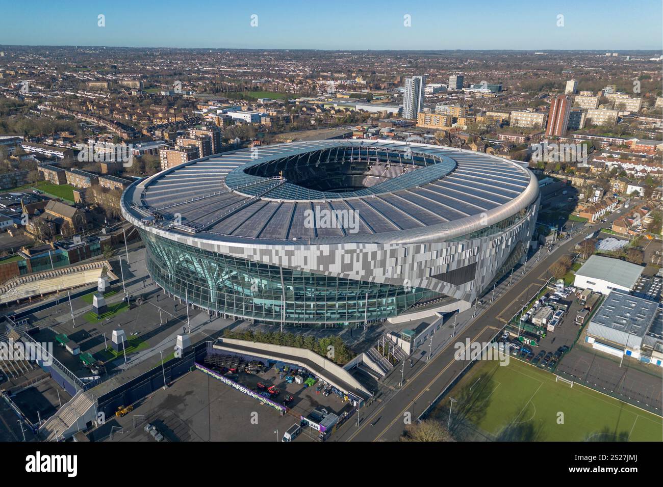 Aerial view of the Tottenham Hotspur Stadium, Tottenham, London, UK ...