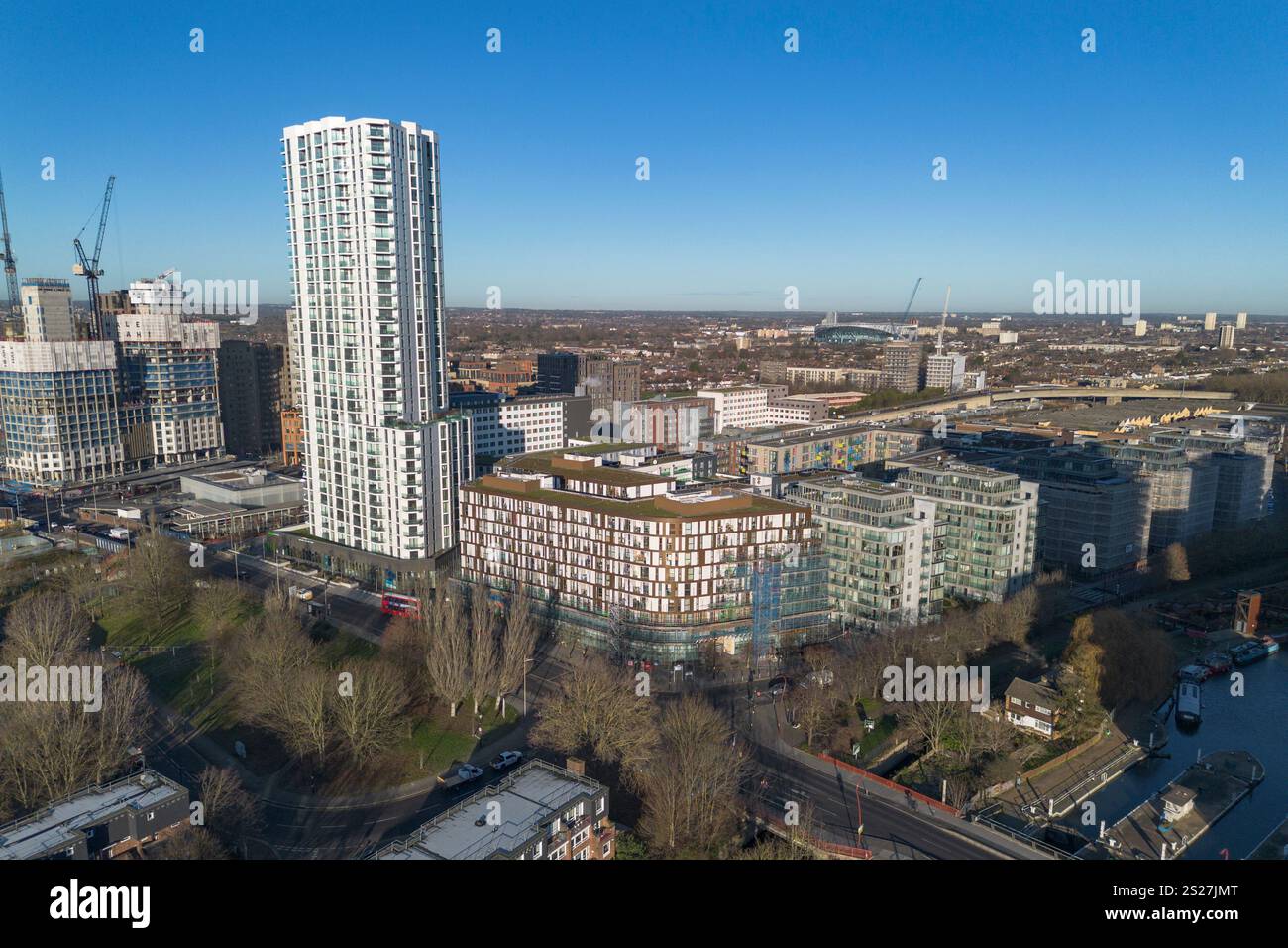 Tottenham hale aerial hi-res stock photography and images - Alamy
