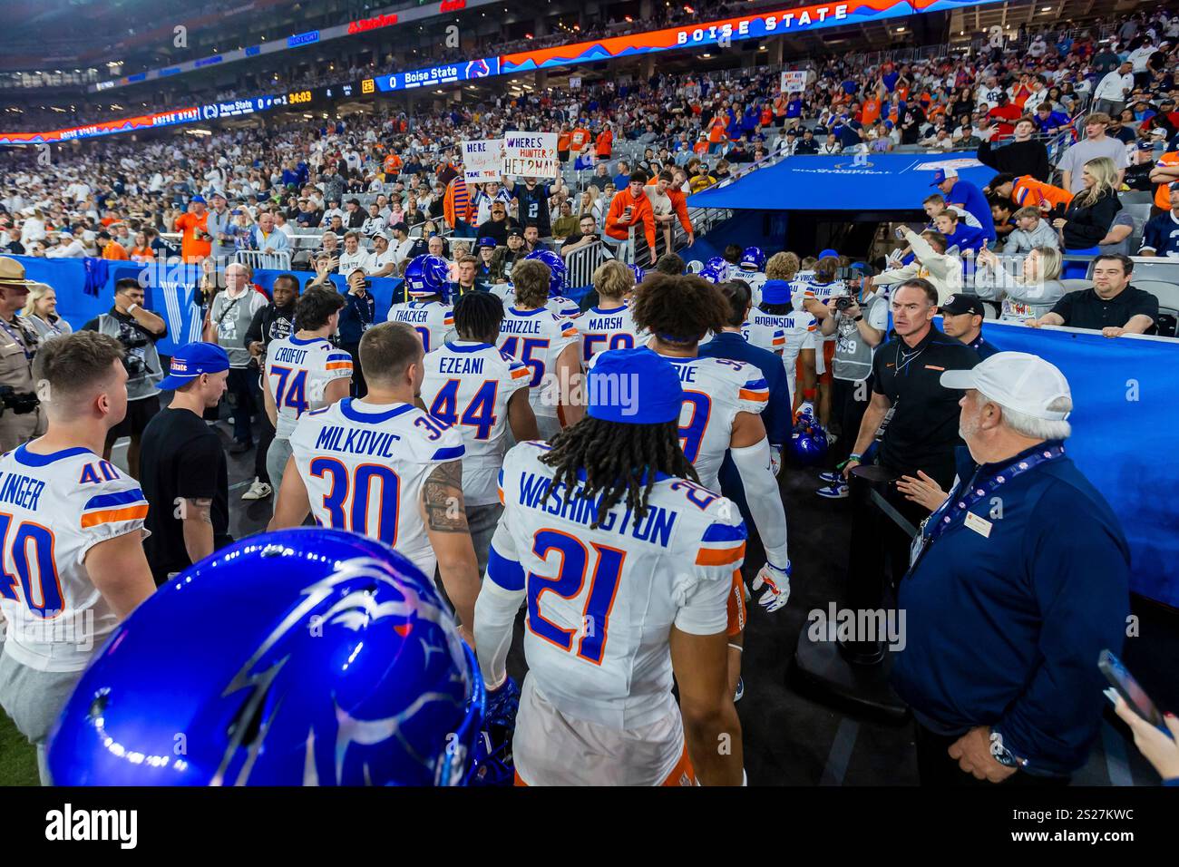 GLENDALE, AZ - DECEMBER 31: Members of the Boise State football team ...