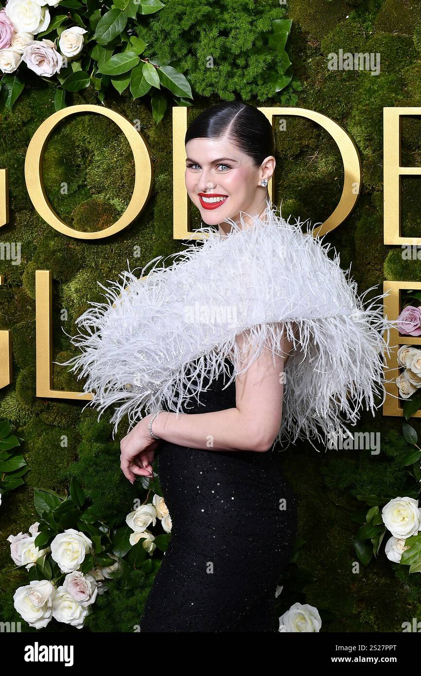 Beverly Hills, USA. 06th Jan, 2024. Alexandra Daddario attends the 82nd ...