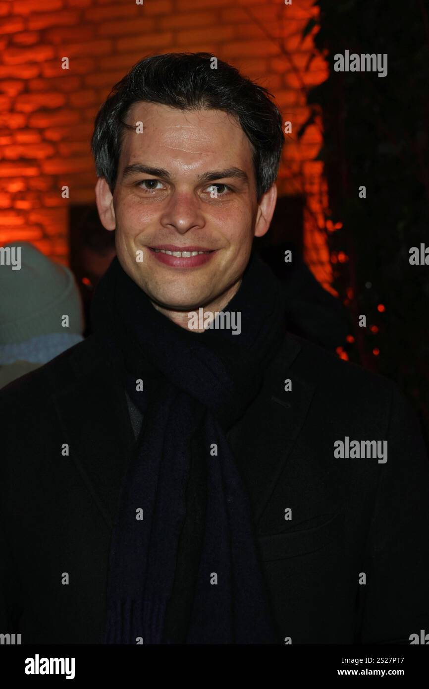 PUNSCH UNTERM DACH IM GRAND ELYSEE 06.01.2025 Christoph Ploß, Punsch ...