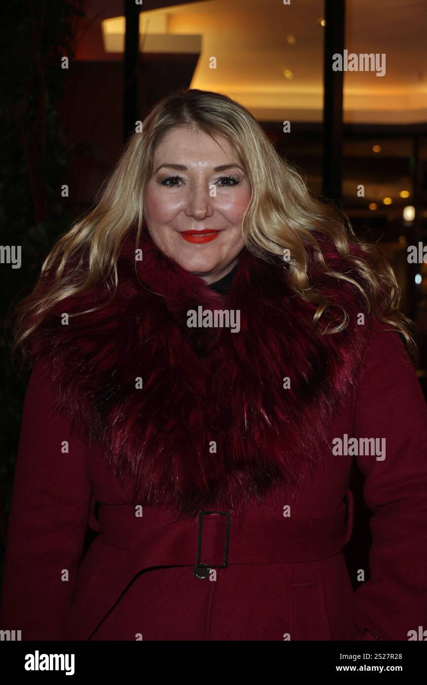 PUNSCH UNTERM DACH IM GRAND ELYSEE 06.01.2025 Sandra Quadflieg, Punsch ...