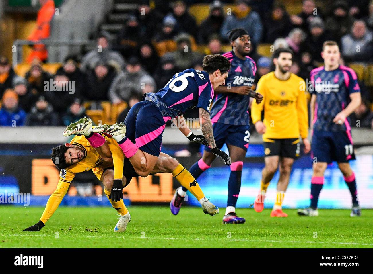 Wolverhampton, UK. 6th January 2025; Molineux Stadium, Wolverhampton ...