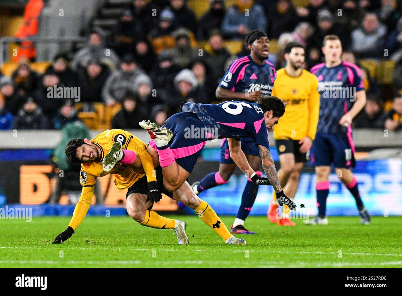 Wolverhampton, UK. 6th January 2025; Molineux Stadium, Wolverhampton ...