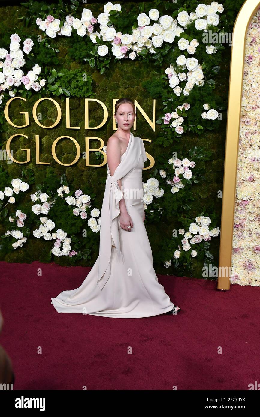 Beverly Hills, USA. 06th Jan, 2024. Hannah Einbinder attends the 82nd ...