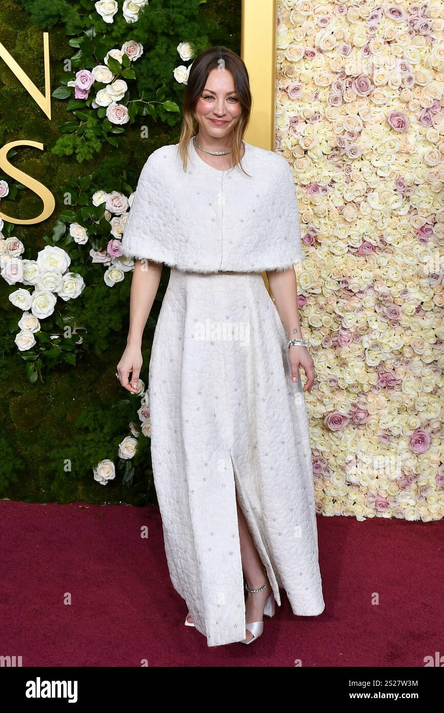 Kaley cuoco 2024 hi-res stock photography and images - Alamy