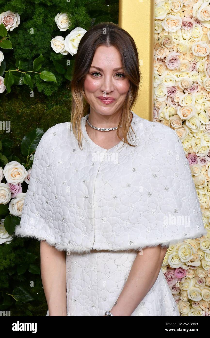 Kaley cuoco 2024 hi-res stock photography and images - Alamy