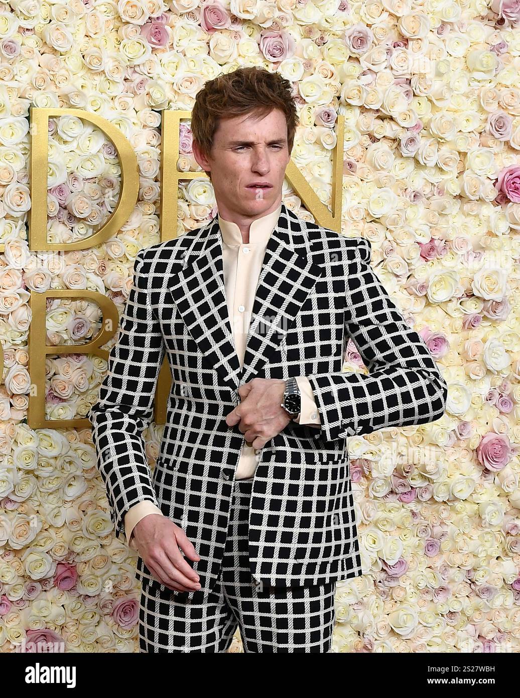 Beverly Hills, USA. 06th Jan, 2024. Eddie Redmayne attends the 82nd ...