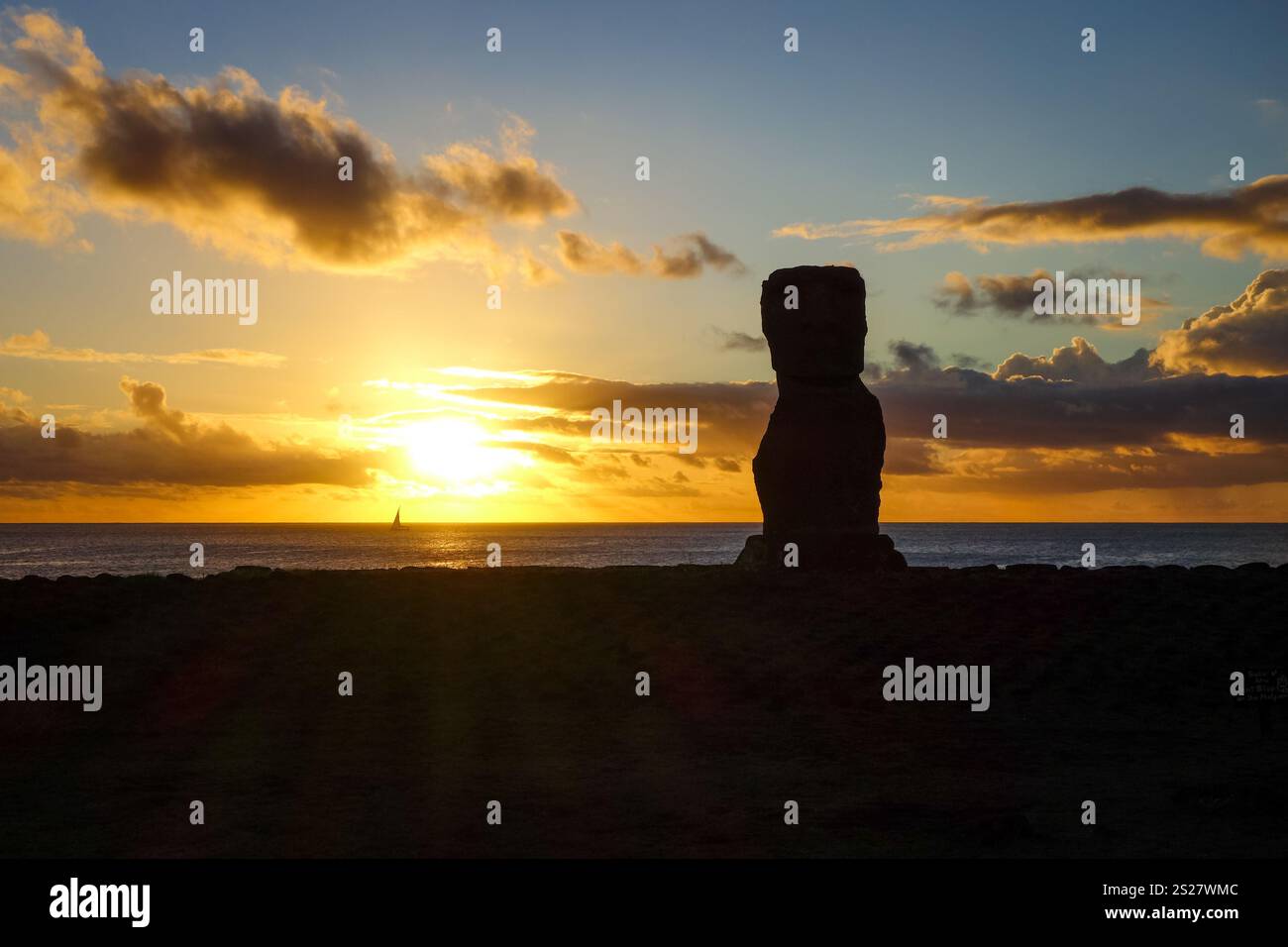 Moai statue ahu akapu at sunset, easter island, Chile Stock Photo - Alamy