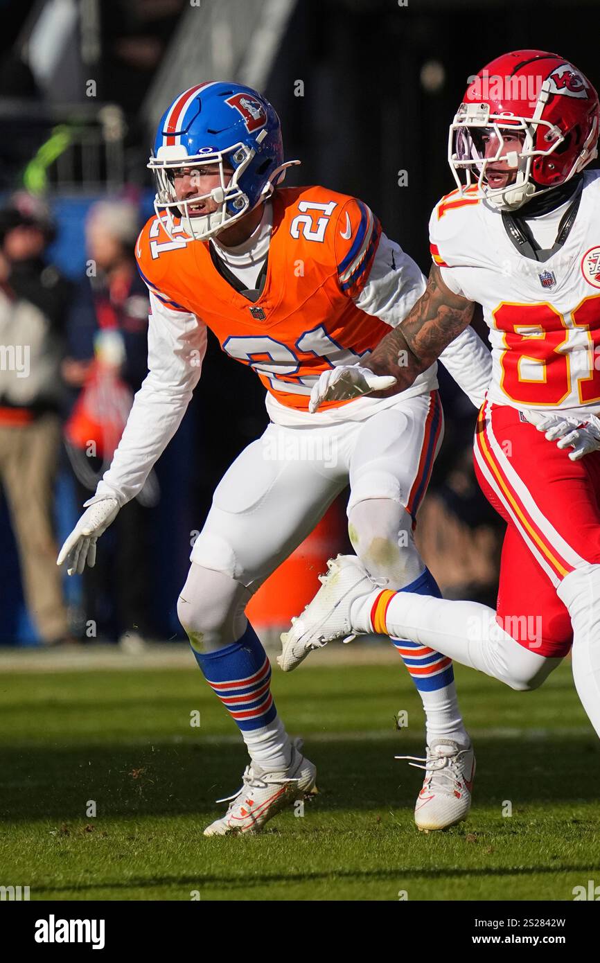 Denver Broncos cornerback Riley Moss (21) runs a play against the ...