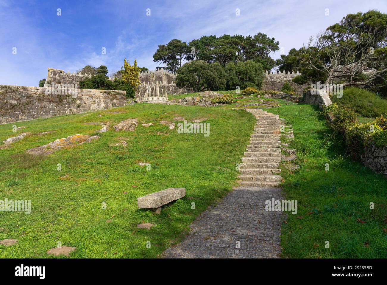 Monterreal fortress in the fishing village of Baiona Stock Photo - Alamy