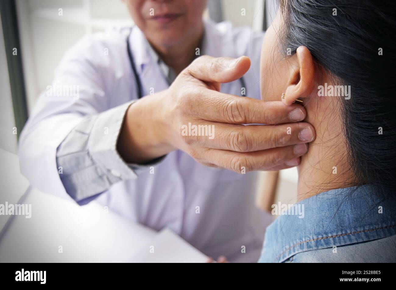 Doctor checking pulse woman patient for heartbeat. Health care concept ...