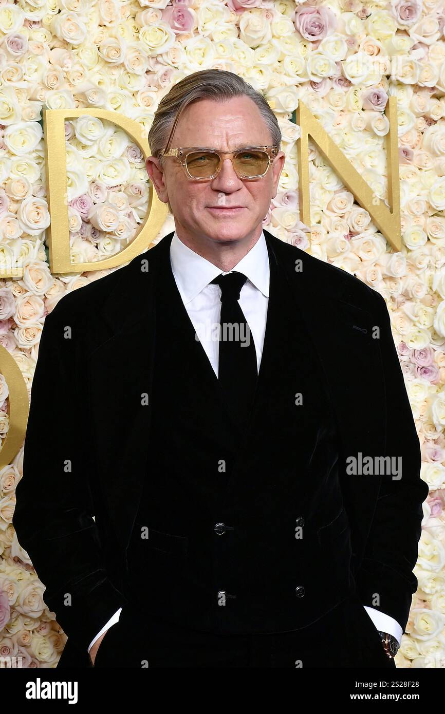 Beverly Hills, USA. 06th Jan, 2025. Daniel Craig attends the 82nd ...