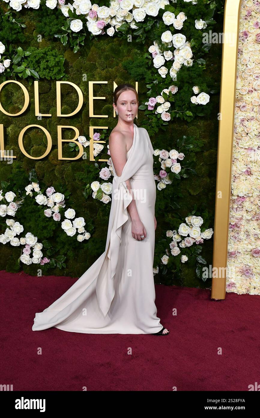 Beverly Hills, USA. 06th Jan, 2024. Hannah Einbinder attends the 82nd ...