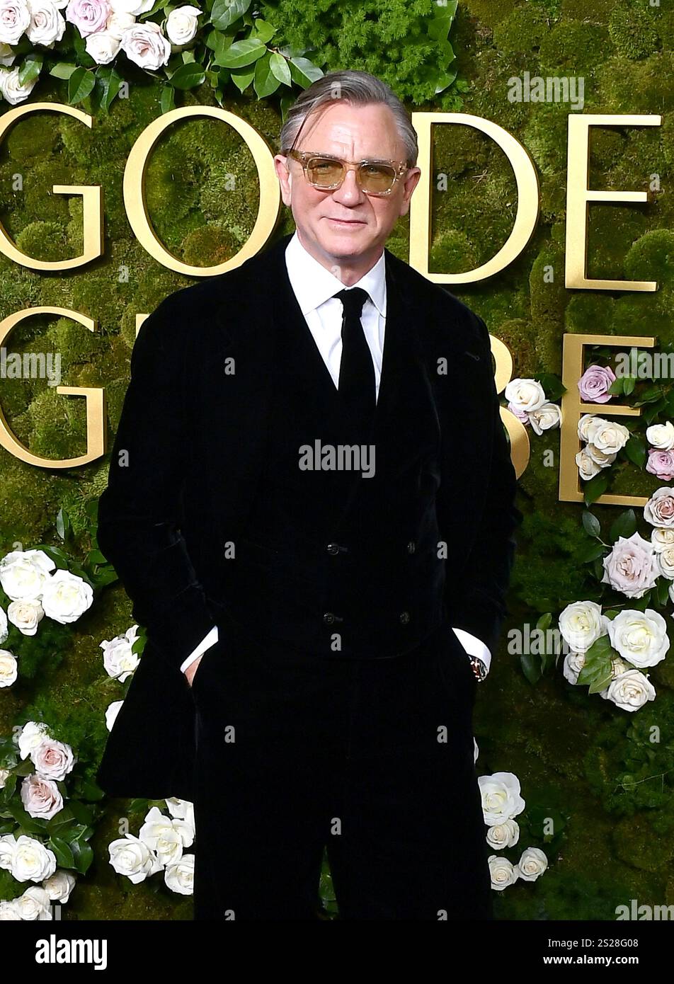 Daniel Craig attends the 82nd Annual Golden Globe Awards at The Beverly ...