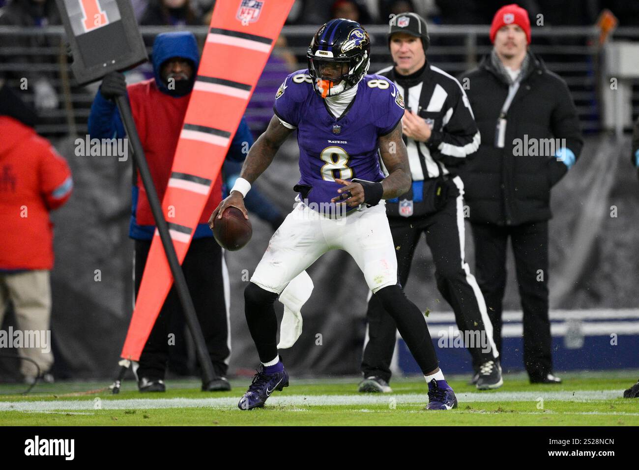 Baltimore Ravens quarterback Lamar Jackson (8) in action during the ...