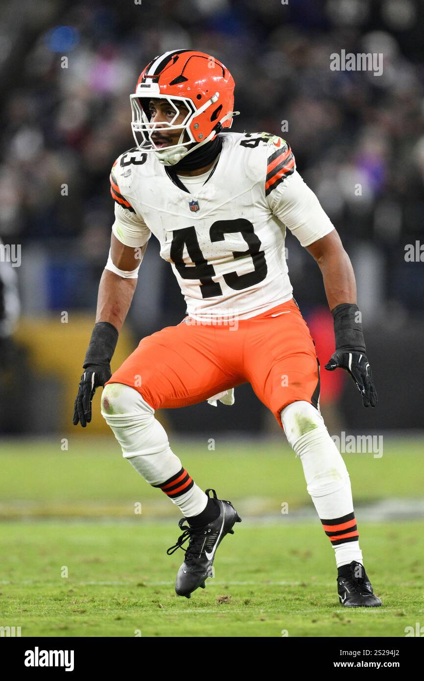 Cleveland Browns linebacker Mohamoud Diabate (43) in action during the ...